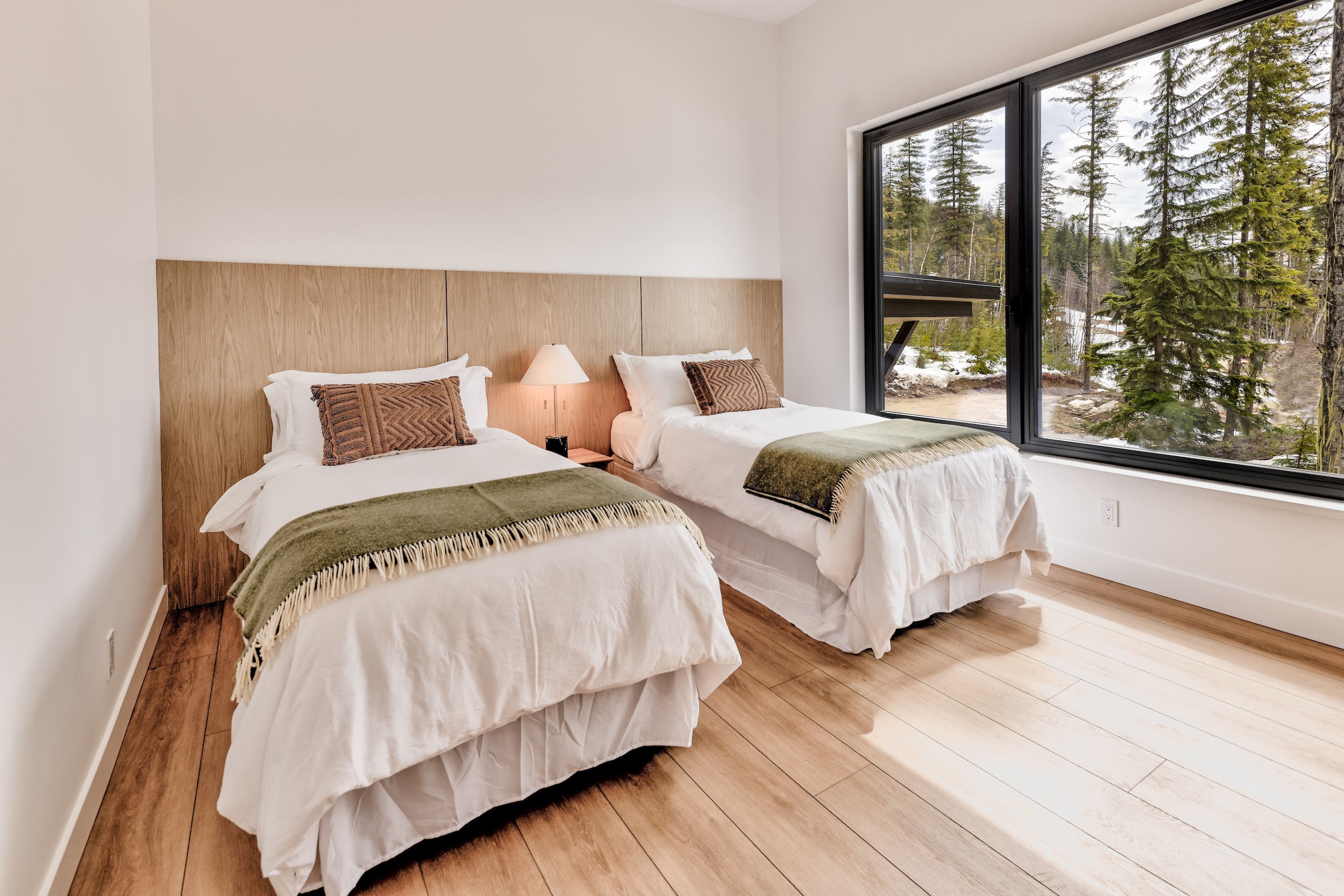 The Lodge - Arrowhead Lodge